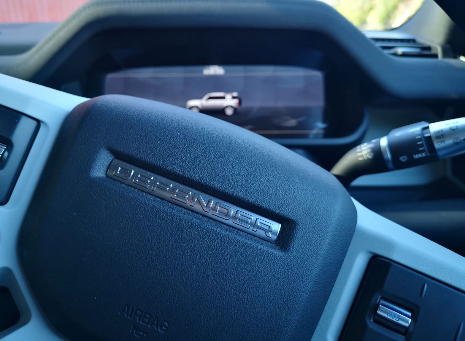 Vera revamped - Land Rover Defender 110 SE review NZ | Tarmac Life ...