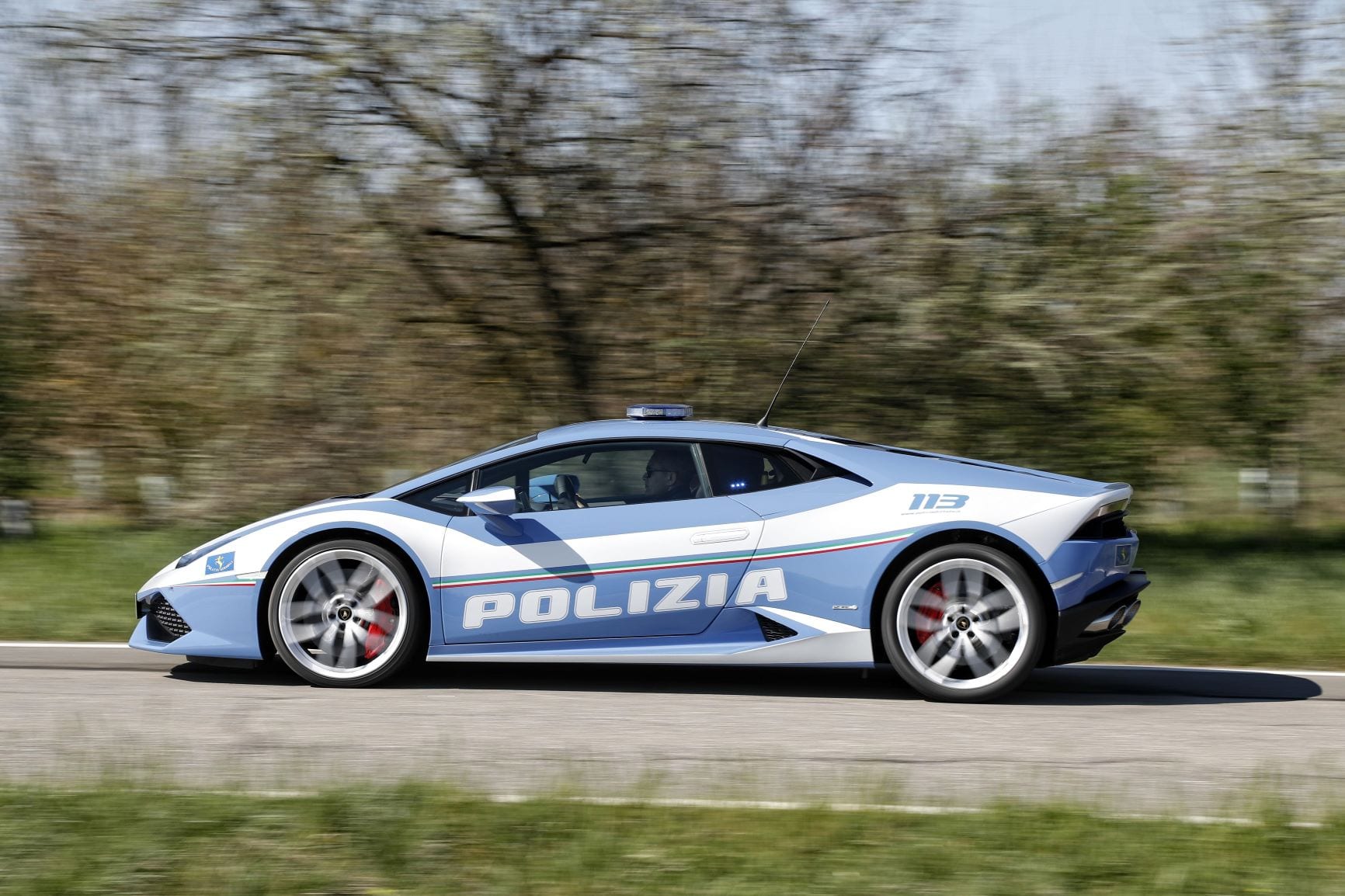 A Lamborghini Police Car Covered 480km in Two Hours! | Tarmac Life ...