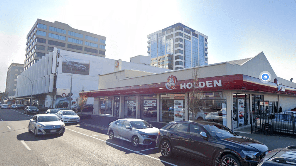 Ebbett Hamilton's New Showroom Looks Amazing! | Tarmac Life News