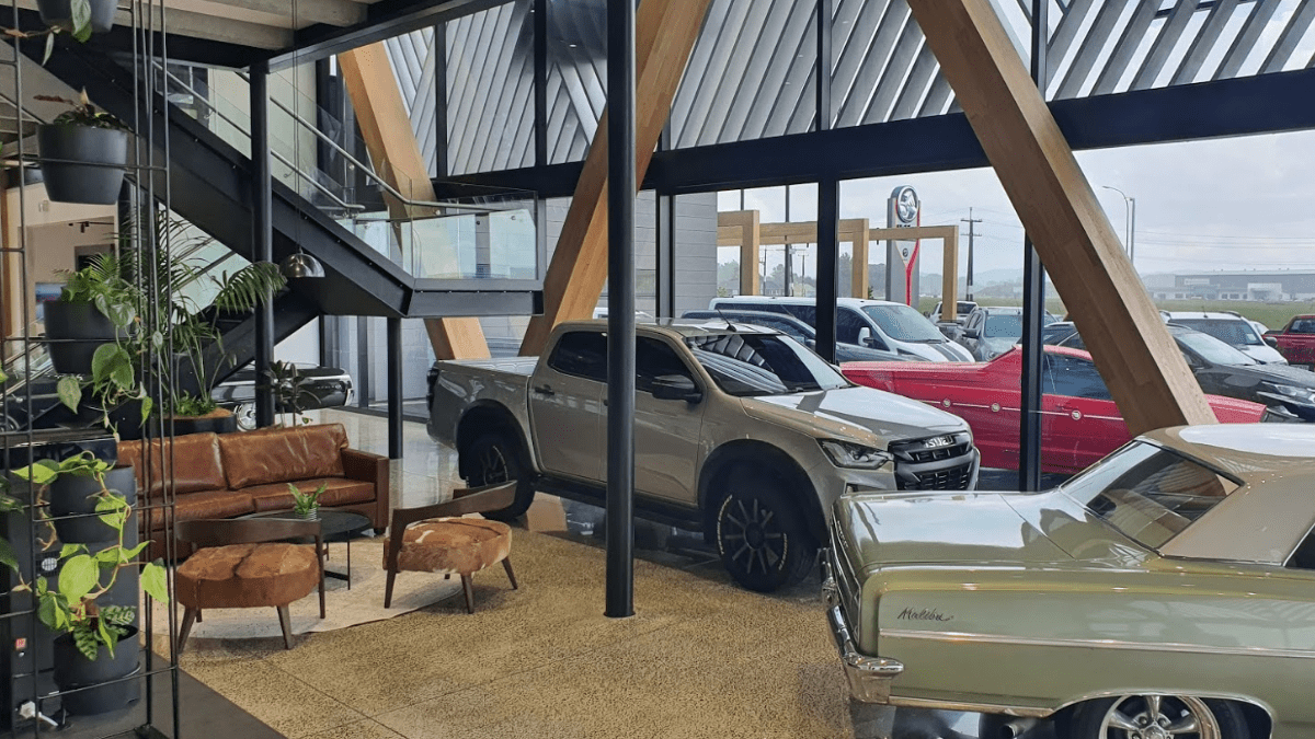 Ebbett Hamilton's New Showroom Looks Amazing! | Tarmac Life News