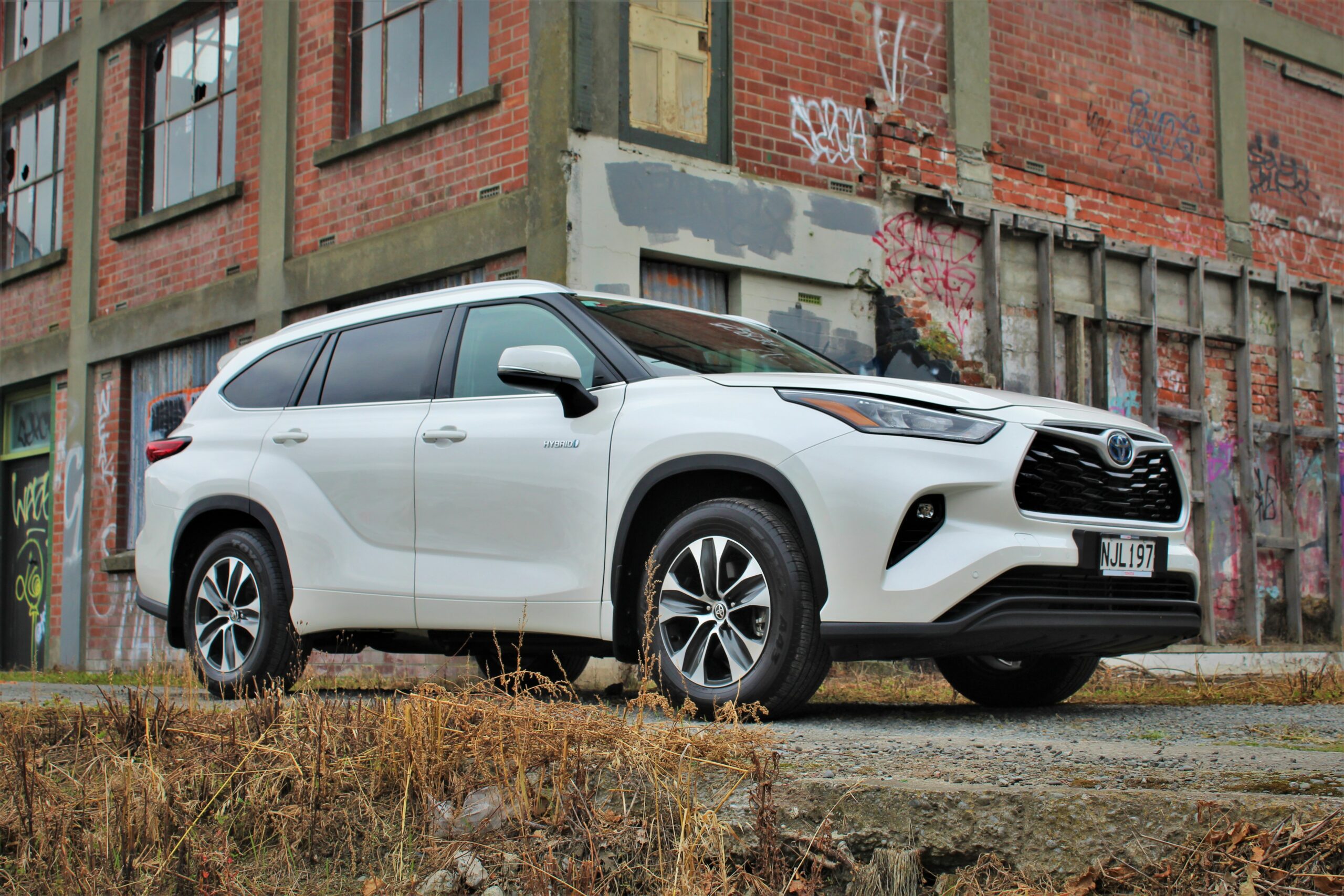 High-Brid: 2022 Toyota Highlander Limited Hybrid Review | Tarmac Life ...