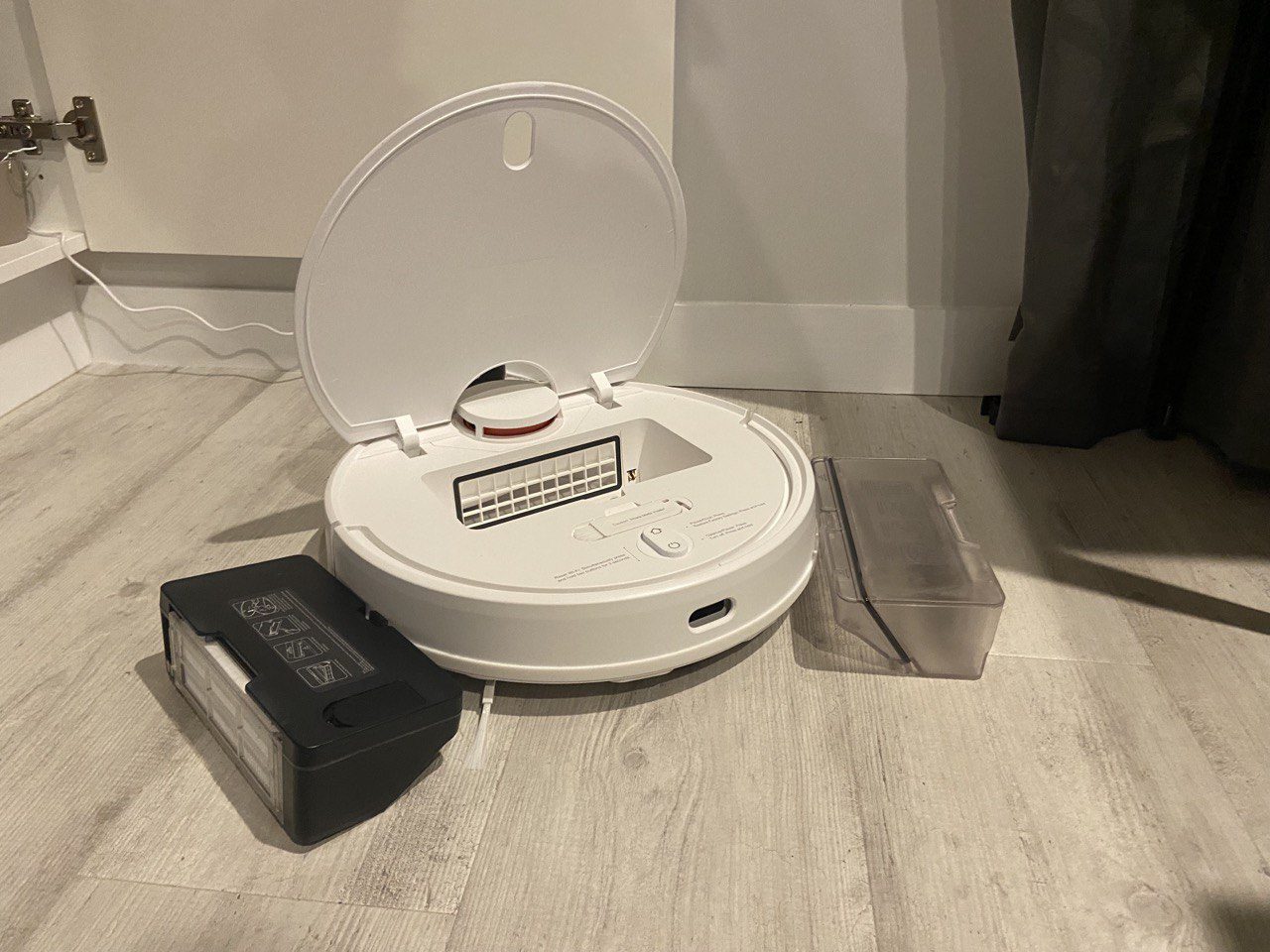 Xiaomi Mi Smart Robot Mop | Tarmac Life | Motoring | Tech | Experiences