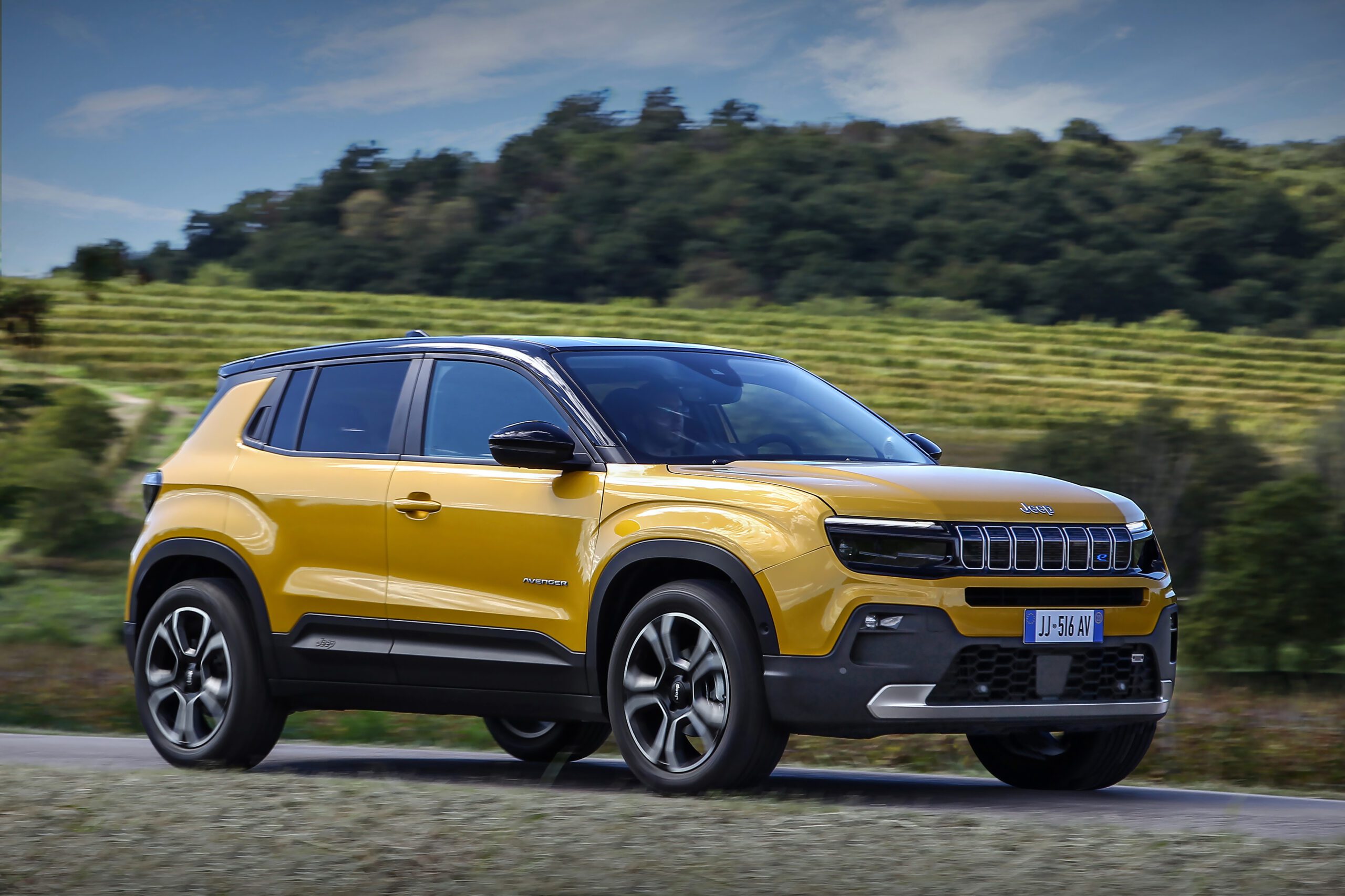 Meet the Avenger - the first all-electric Jeep | Tarmac Life | Motoring ...